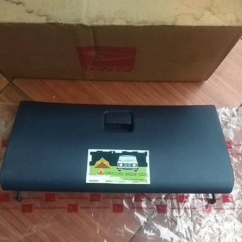 Jual Tutup Laci Dasboard ORIGINAL Daihatsu Zebra s88. | Shopee Indonesia