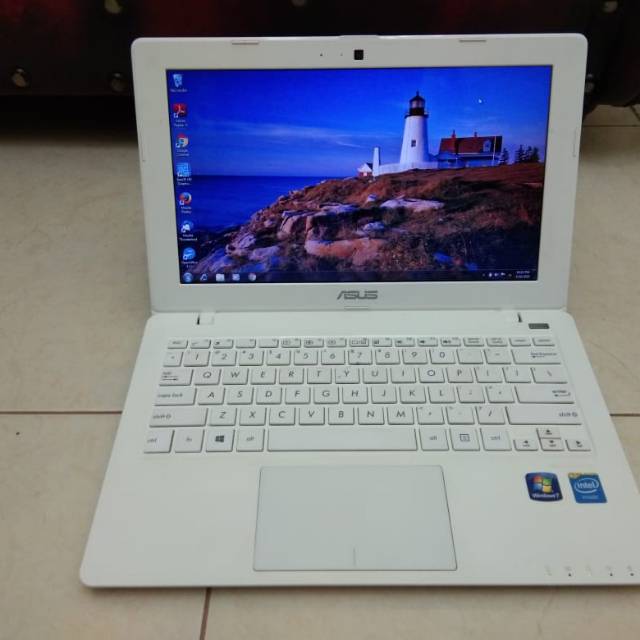 Jual laptop asus x200 model slim layar 12inch | Shopee Indonesia