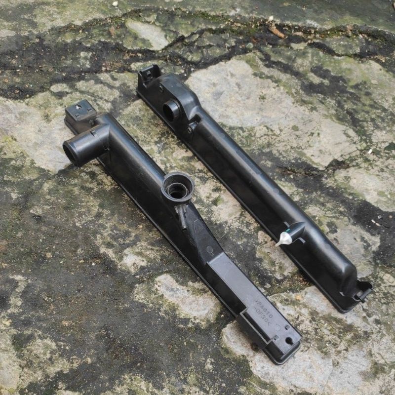 Jual UPPER LOWER TANK RADIATOR L300 ORIGINAL | Shopee Indonesia