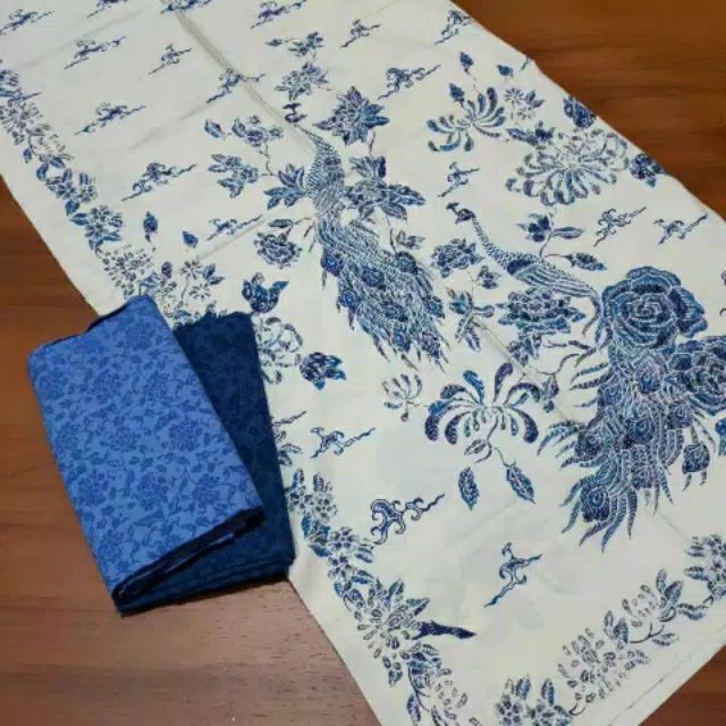 Jual kain batik solo motif merak biru dasar putih tulang | Shopee Indonesia