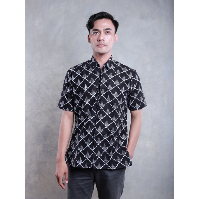 Jual Baju kemeja batik pria cap garutan satu warna model slimfit lengan ...