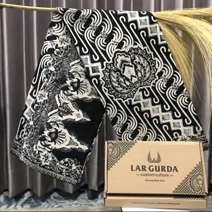 Jual SARUNG LAR GURDA | SARUNG BATIK LAR GURDA | SARUNG KANG SANTRI ...