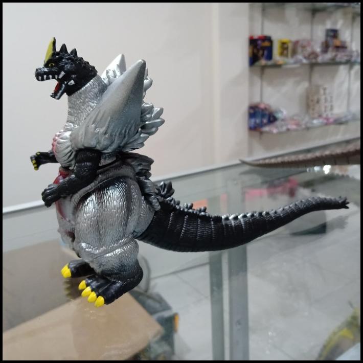 Jual Space Godzilla 15Cm Figure Vinyl Bandai Recast Kaiju | Shopee ...