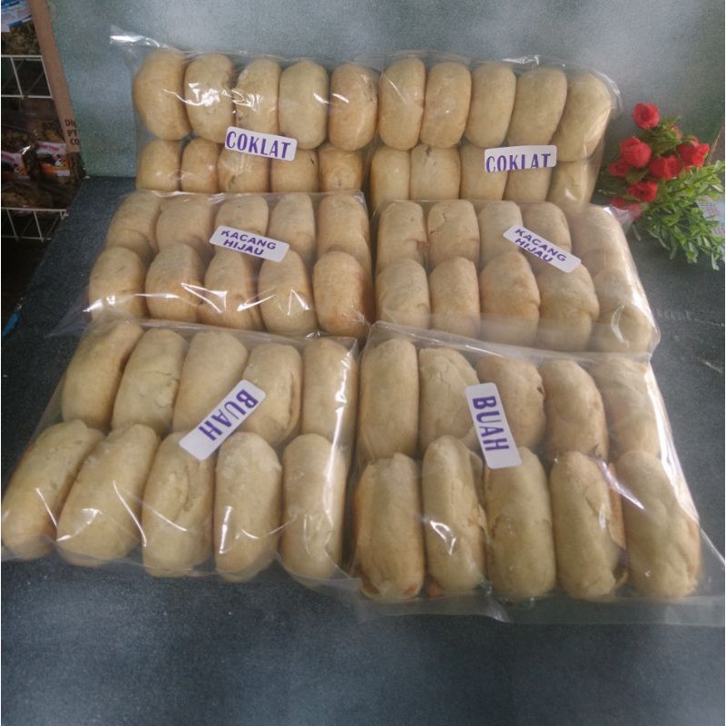 Jual Latopia, bakpia khas Tegal 1pak isi 10pcs kue pia | Shopee Indonesia