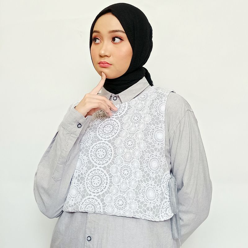 Jual ROMPI KOREAN LACE VEST WANITA / OUTER OVERSIZE TALI RENDA / VEST ...