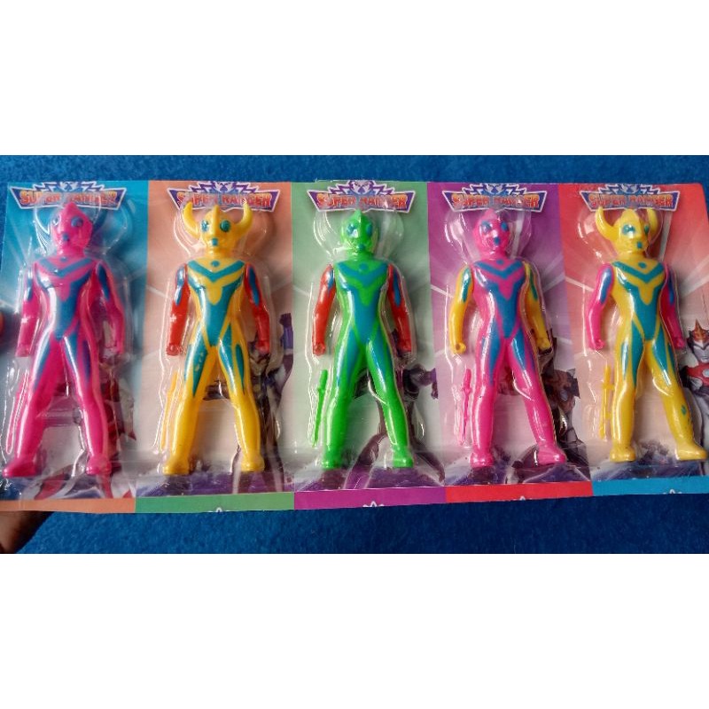 Jual ROBOT ULTRAMAN KECIL ISI 5 PCS | Shopee Indonesia