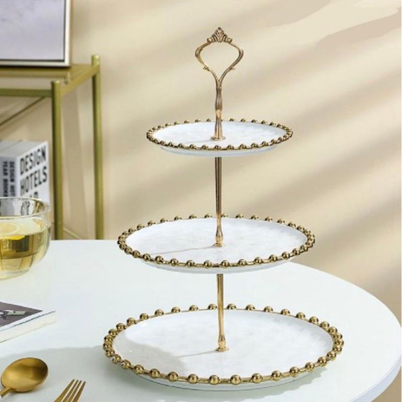 Jual Piring Tier Susun Cake Stand 3 Keramik Mutiara Putih Gold | Shopee ...