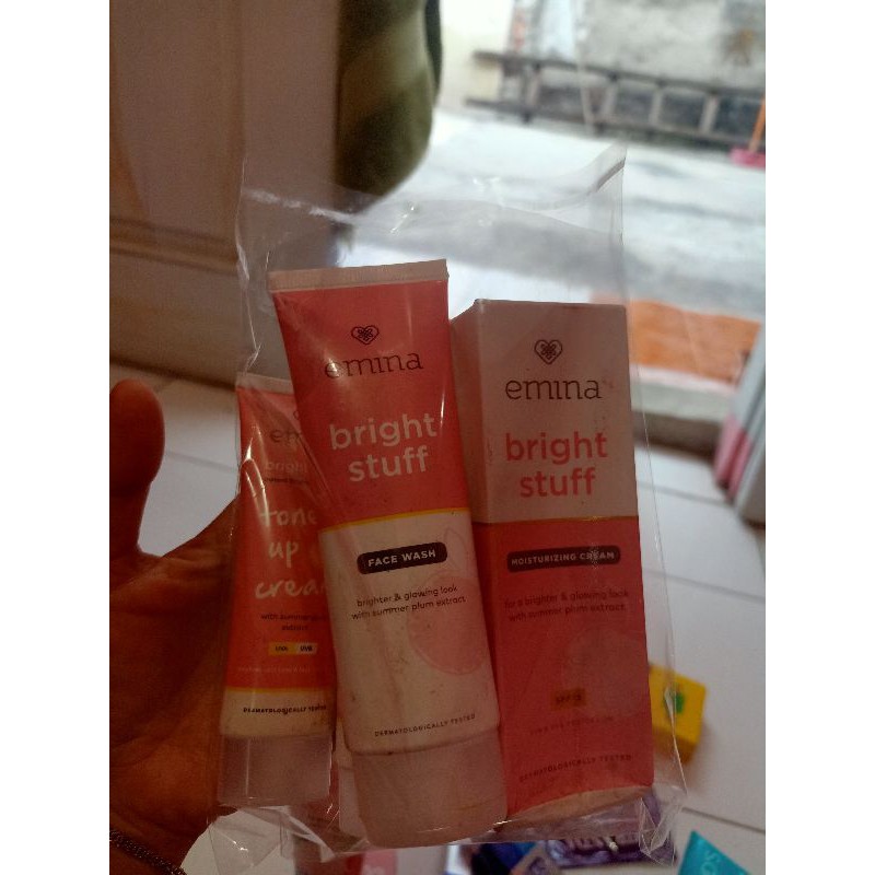 Jual SALE! EMINA original 100% sudah di bandle per pack dan free gift ...