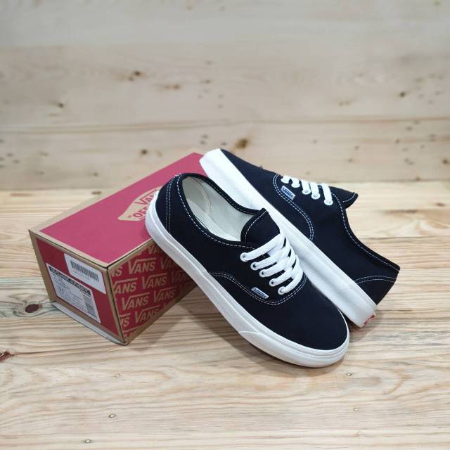 Jual Vans Authentic OG Black White | Shopee Indonesia