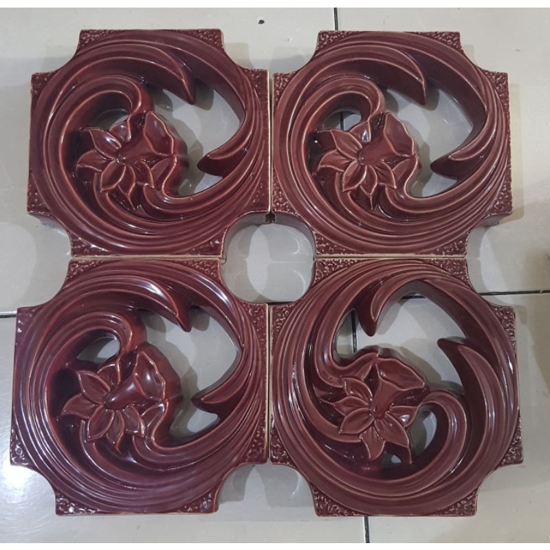 Jual roster keramik trisensa oriental 30x30 | Shopee Indonesia