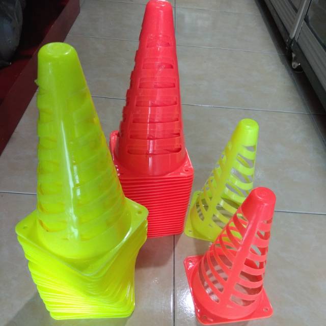 Jual Cone piramid 20cm | Shopee Indonesia