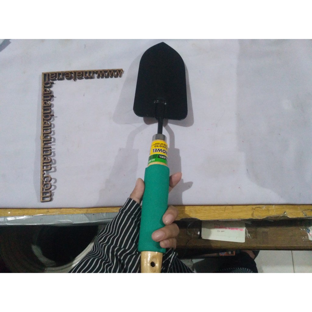 Jual sendok taman 37cm sellery sekop tanah shovel alat perkebunan ...