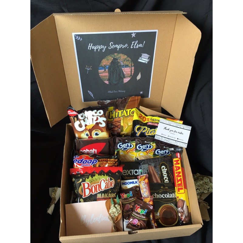 Jual HAMPERS SNACK/SNACK BOX [BARANG READY] | Shopee Indonesia