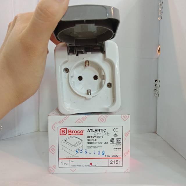 Jual Stop kontak + tutup / cover anti air broco | Shopee Indonesia