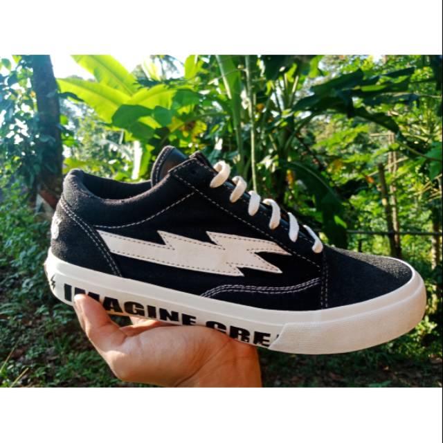 Jual Sepatu Word Division X cls roots / barang rare | Shopee Indonesia