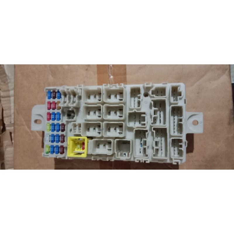 Jual Box sekring mitsubishi xpander | Shopee Indonesia