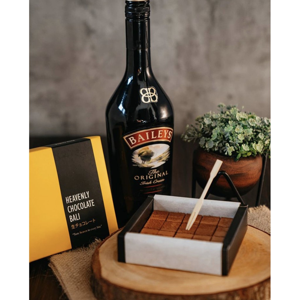 Jual Heavenly Chocolate Bali - Square Box (All Variants) / Coklat Bali ...