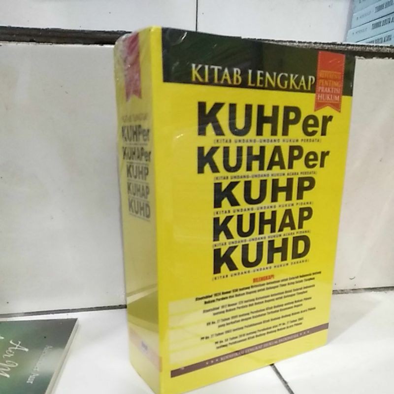 Jual buku kitab lengkap KUHPer,KUHAPer,KUHP,KUHAP,KUHD | Shopee Indonesia