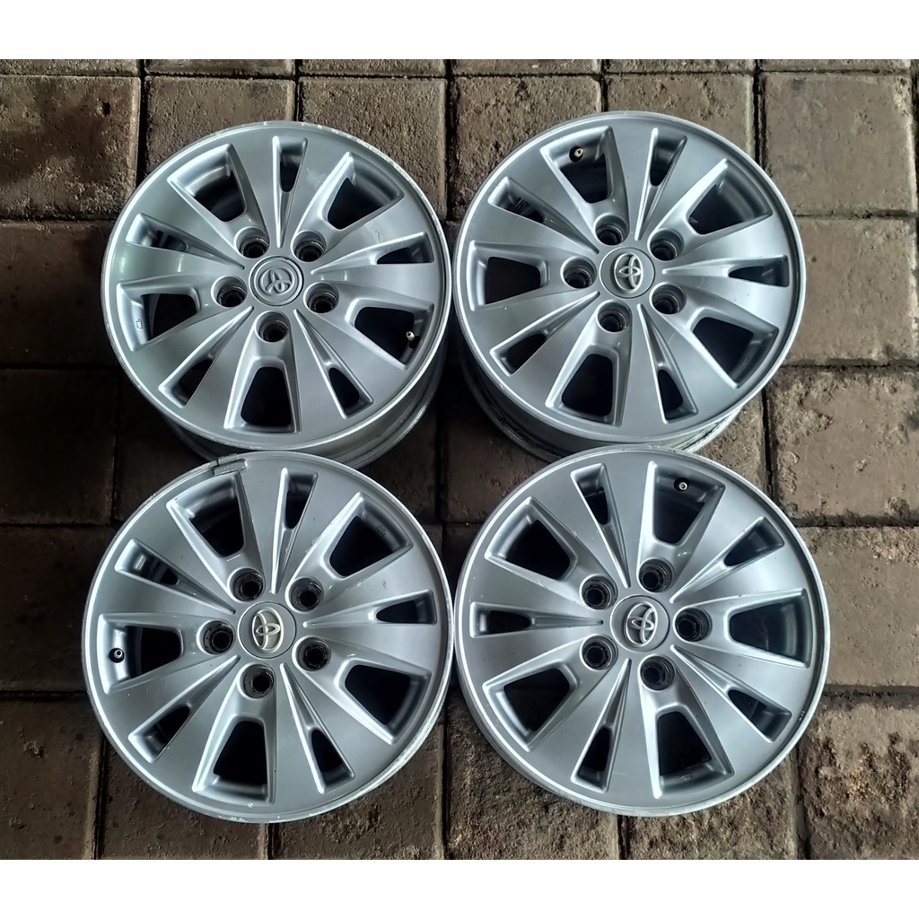 Jual velg oem original copotan inova ring 15x5 pcd 5x114 seken murah ...