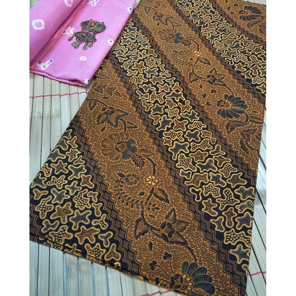 Jual Kain Jarik Batik SOLO motif sogan parang jahe | Shopee Indonesia