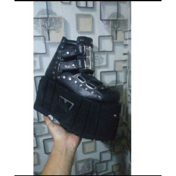 Jual sepatu boots rock super duper sol tebal full black | Shopee Indonesia
