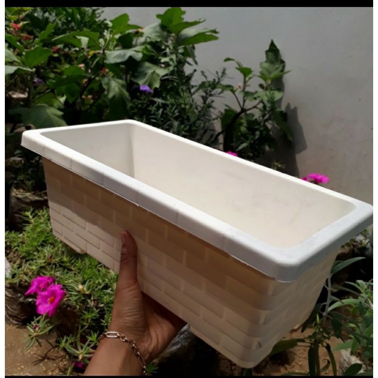 Jual Pot panjang motif bata M, pot kotak 25 cm | Shopee Indonesia