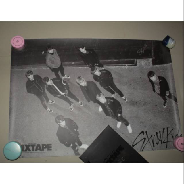 Jual POSTER OFFICIAL ALBUM STRAY KIDS SKZ MIXTAPE | Shopee Indonesia