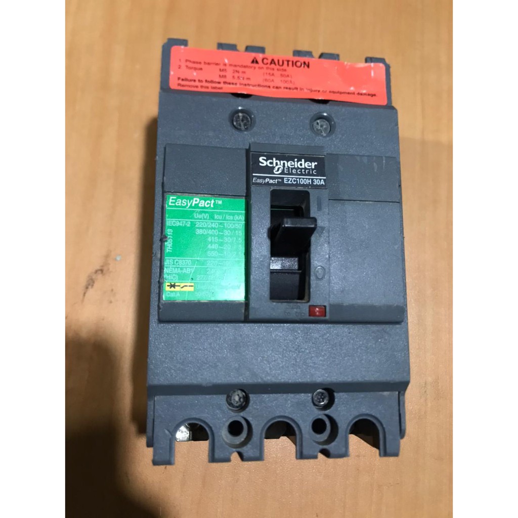 Jual MCCB EZC / Breaker EasyPact Schneider EZC100H 3P 30A | Shopee ...