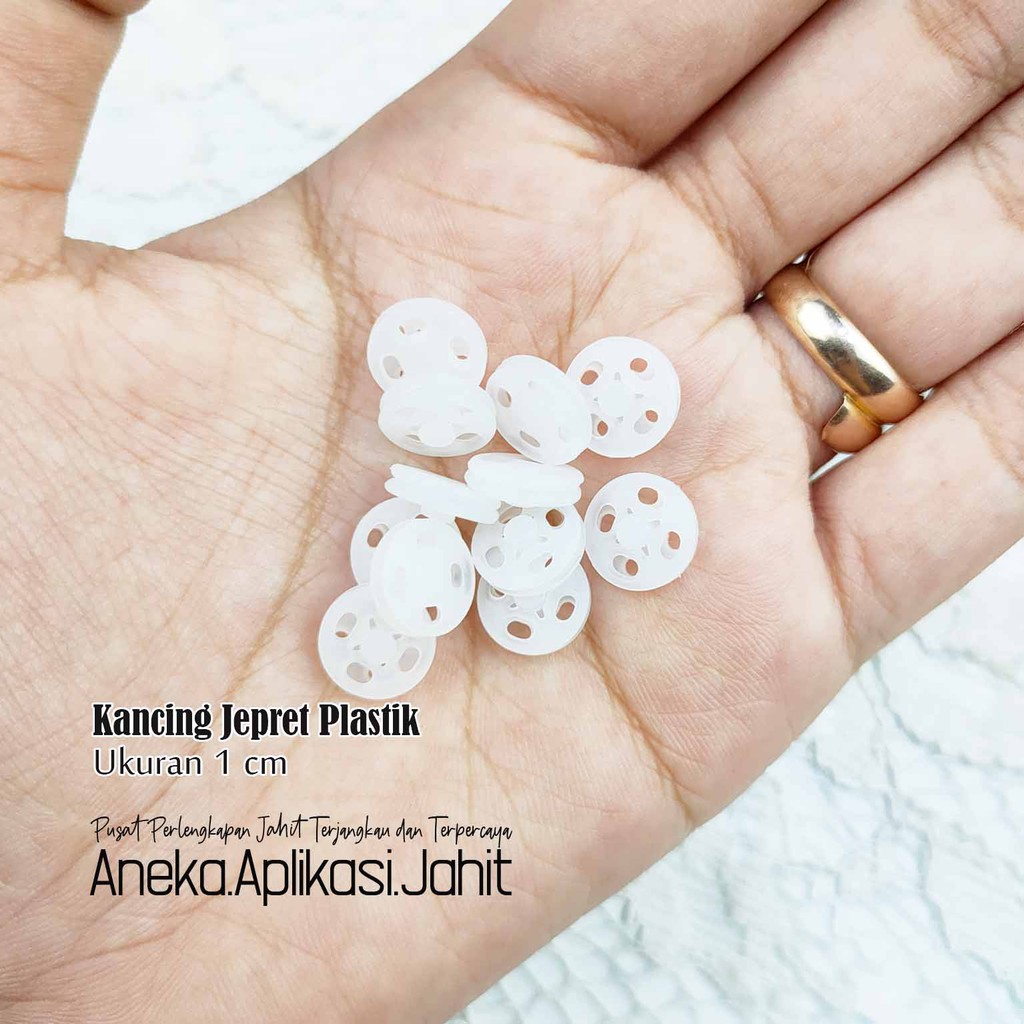 Jual 100 BIJI KANCING TIP PLASTIK / JEPRET PLASTIK DIAMETER 1 CM ...