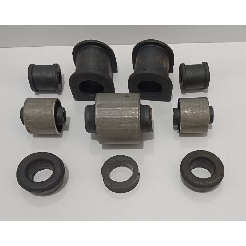 Jual Stabil Kit Set Bar Kit Set Karet Stabilizer Bushing Set daihatsu ...