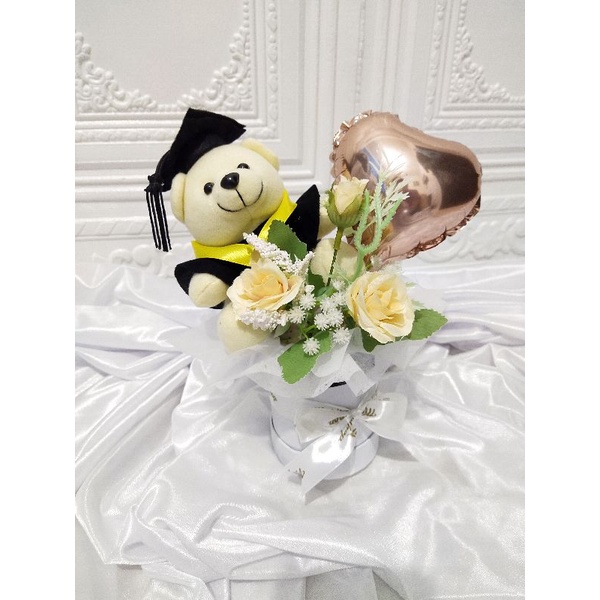 Jual Bloom Box Boneka Wisuda Mini + LED | Shopee Indonesia
