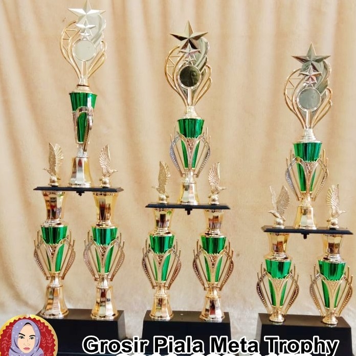 Jual Piala Juara 123 Trophy Kemerdekaan Special 17 Agustus Paskibra ...