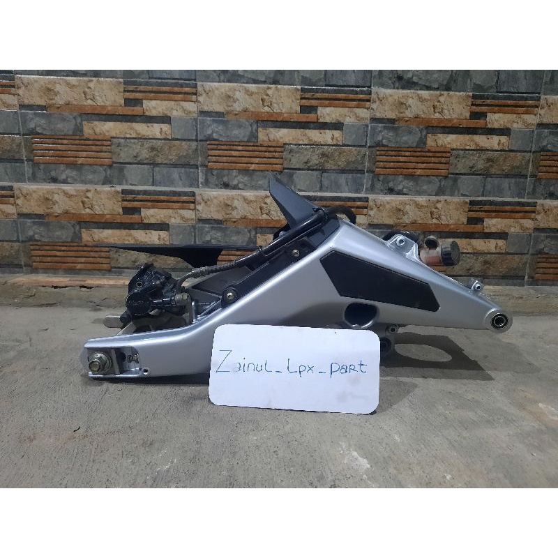 Jual Swing Arm Silver Vixion R, R15 VVA, MT15 plug play (PNP) All ...