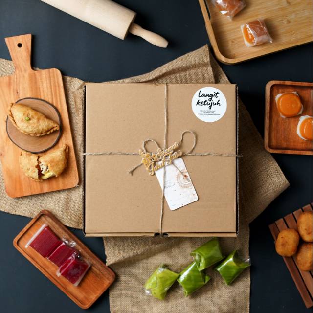 Jual Hampers custom packaging box | Shopee Indonesia