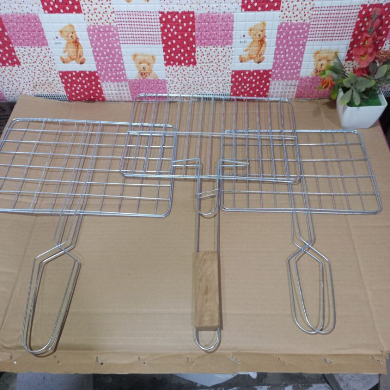 Jual ALAT PANGGANG JEPIT / PANGGANGAN / JEPITAN IKAN JUMBO / AYAM /ALAT ...