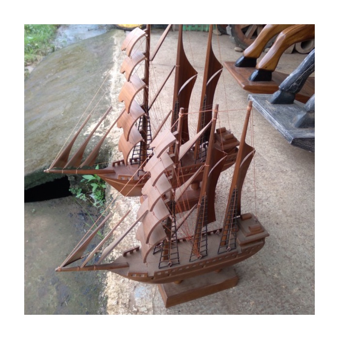 Jual MINIATUR KAPAL LAYAR KAYU JATI PINISI BERKUALITAS | Shopee Indonesia