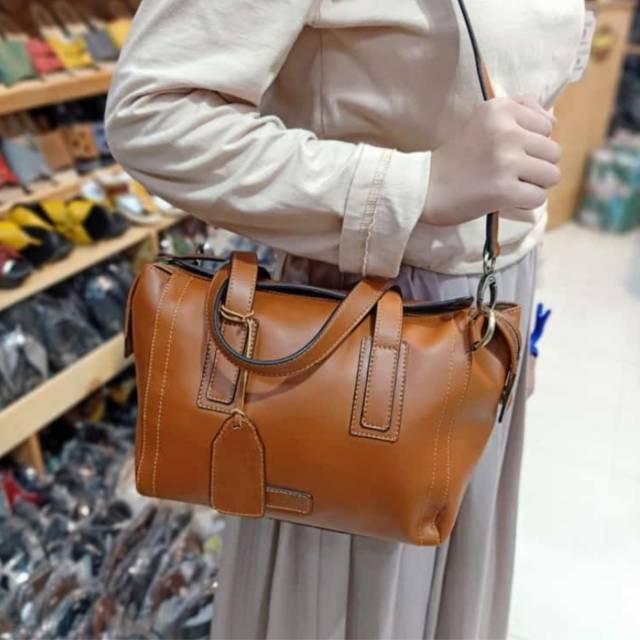 Jual TAS PREMIUM KULIT PULL UP ASLI SUKAREGANG GARUT TAS KULIT FULL UP ...