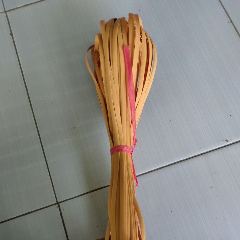 Jual Iratan ikatan bahan rattan rotan sintetis harga 1kg beli banyak ...