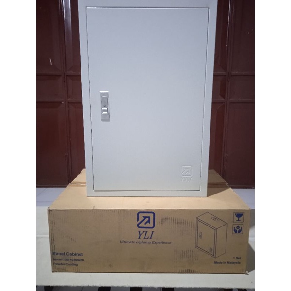 Jual Box panel listrik merk YLI 40x60x20cm kunci tekan | Shopee Indonesia