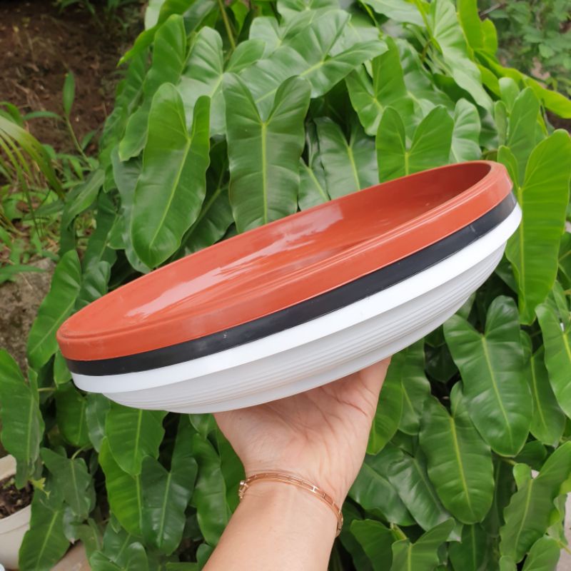 Jual TATAKAN pot bunga NKT 35 alas pot bunga polos besar murah bagus ...