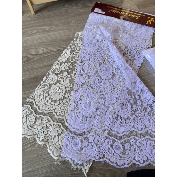 Jual Kain Italy Velvet Lace 2,5meter spesial putih | Shopee Indonesia