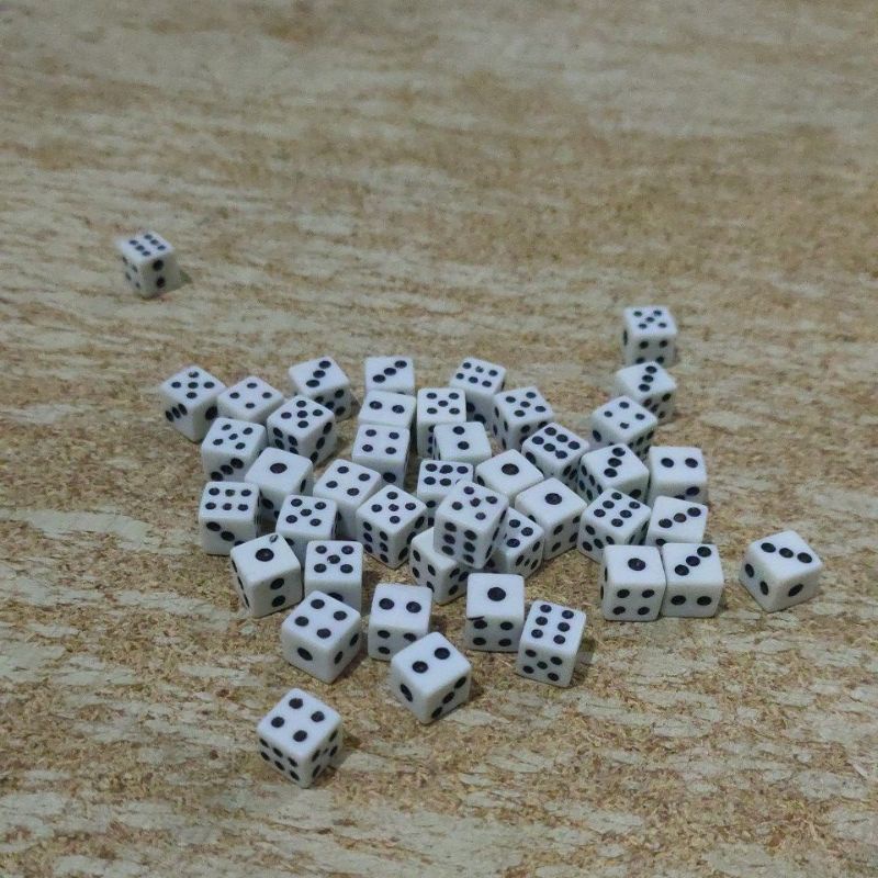 Jual Dadu perlengkapan main monopoli ular tangga ludo halma 1000pcs ...