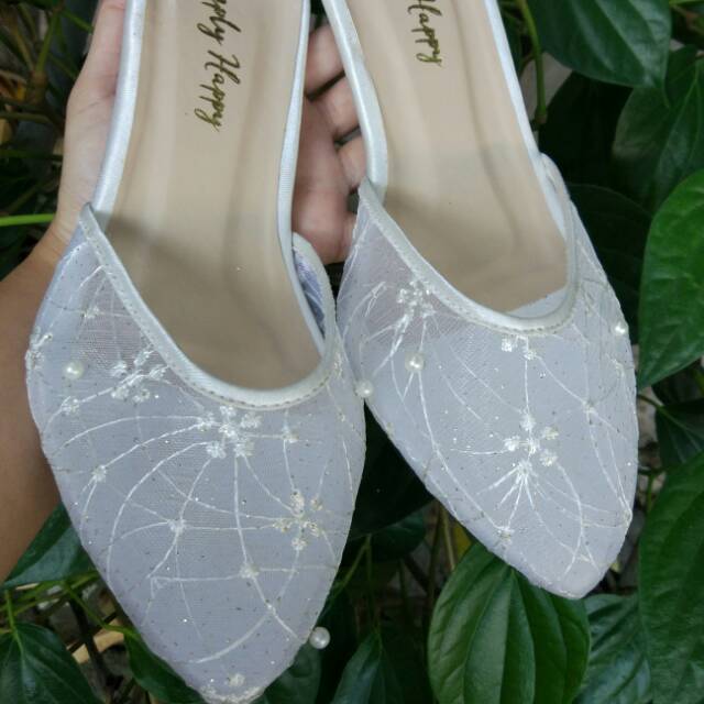 Jual Heels tile mutiara putih bercorak | Shopee Indonesia
