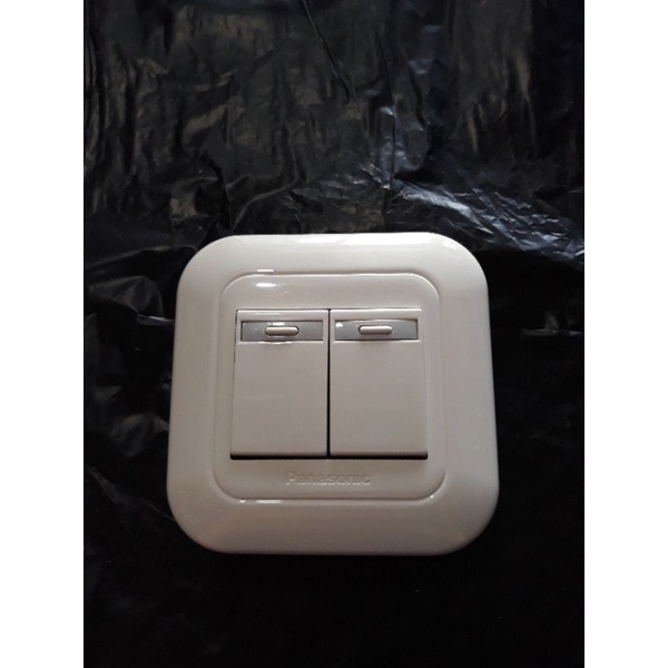 Jual Panasonic Saklar Seri/Double WEJ5531 | Shopee Indonesia