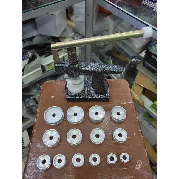 Jual Alat press jam tangan besi | Shopee Indonesia