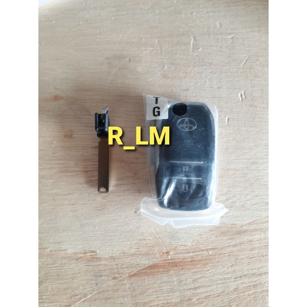 Jual Remote Kunci Smart Key Flip Innova Reborn Type Q Venturer Original ...