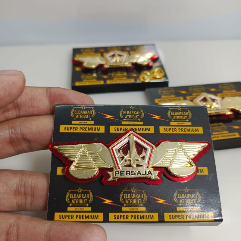 Jual PIN PERSAJA WING PERSAJA KEJAKSAAN RI JAKSA PANGKAT PDH KEJAKSAAN ...
