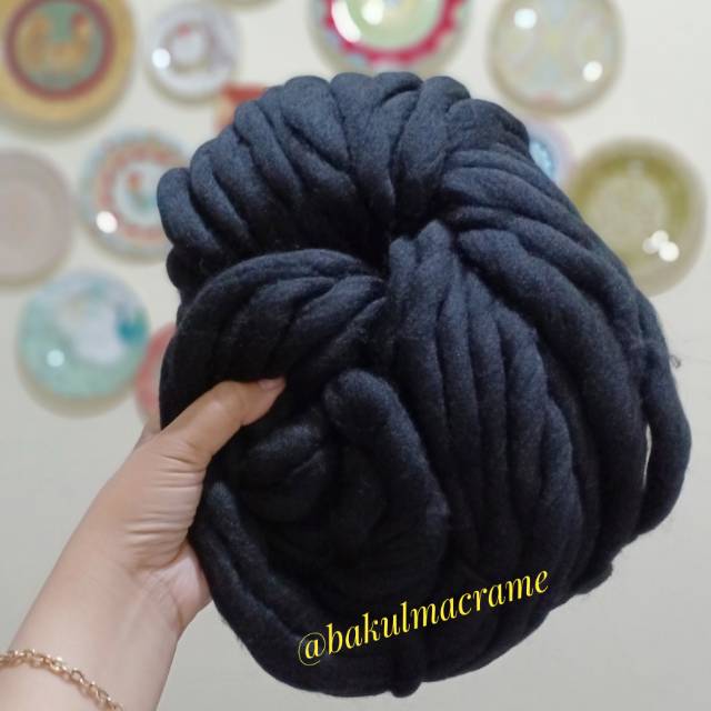 Jual Big Loopy Yarn Merino Chunky Wool Hitam | Shopee Indonesia