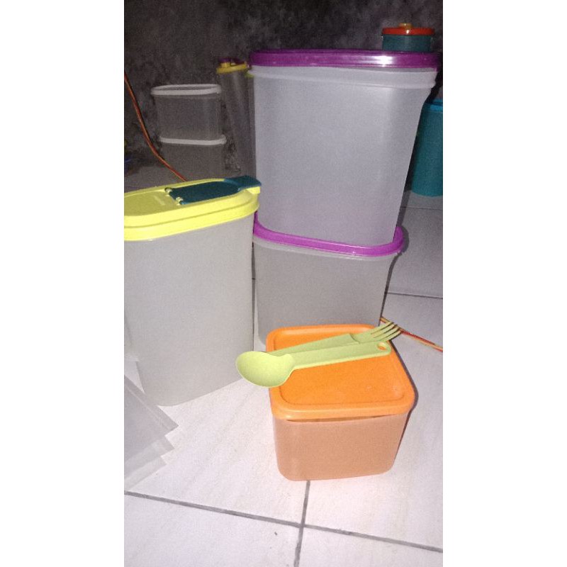 Jual tupperware second | Shopee Indonesia