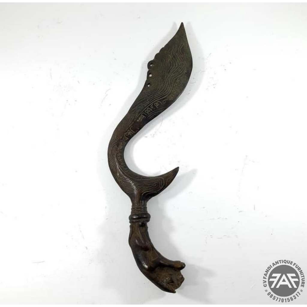 Jual Harga Pengepul kujang hitam gagang macan prabu siliw | Shopee ...